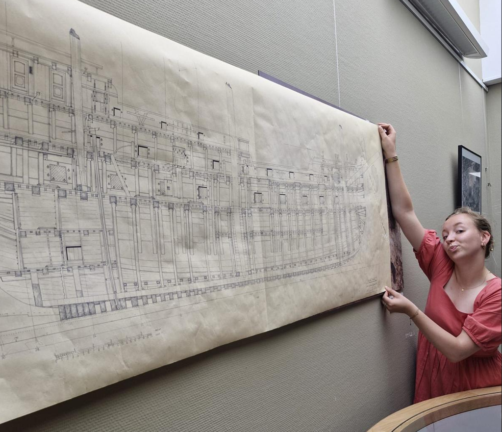 Student exhibition: unearthing the story of the VOC ship Amsterdam ...
