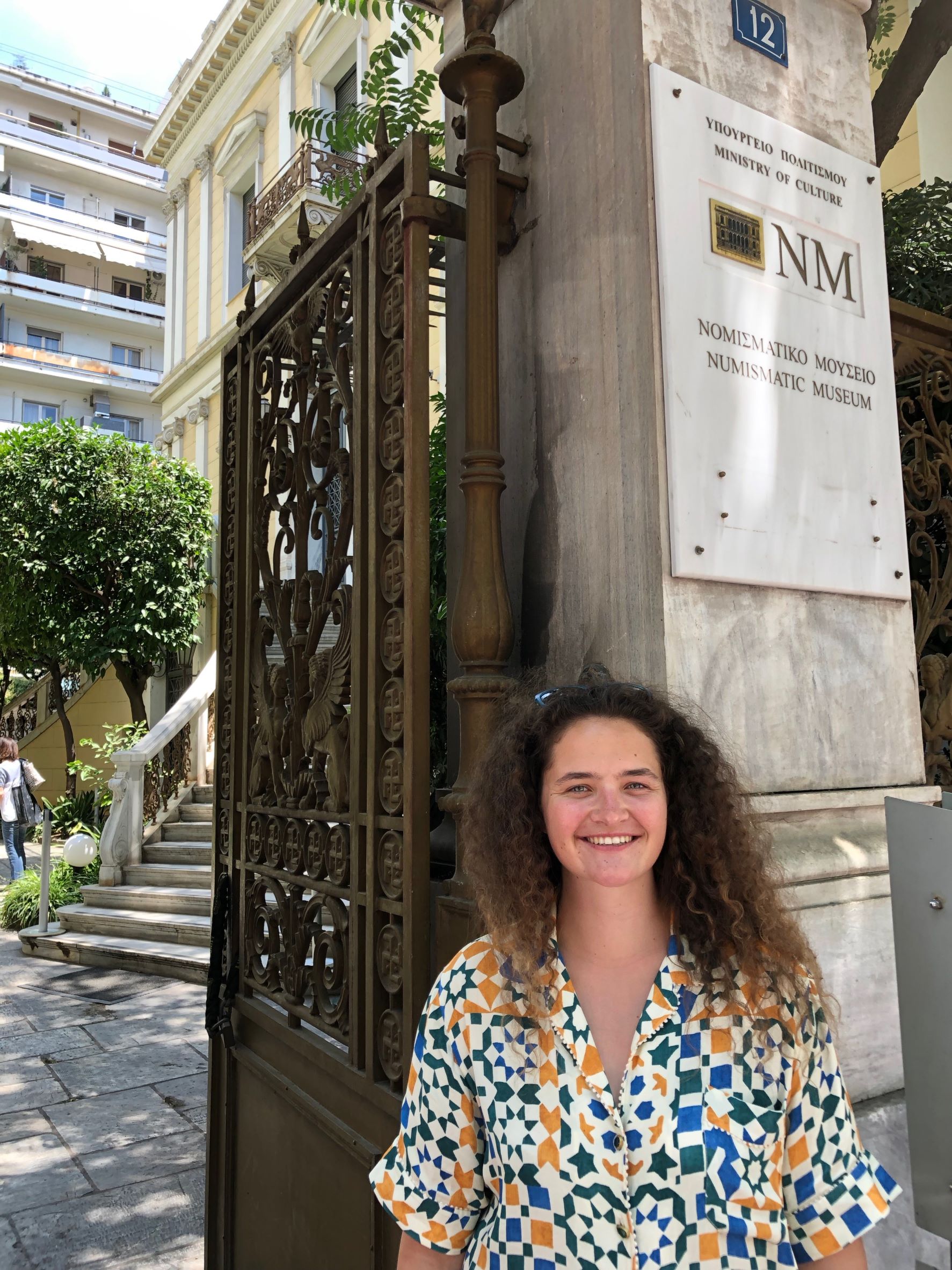 Introducing: Manon Post and Efstathia Dionysopoulou - Leiden University