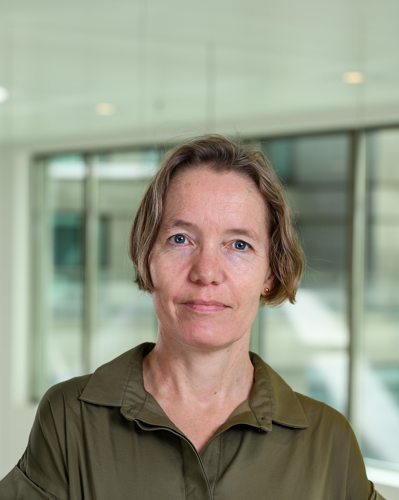Ingrid Samset (LUC) obtains SKO Certificate - Leiden University