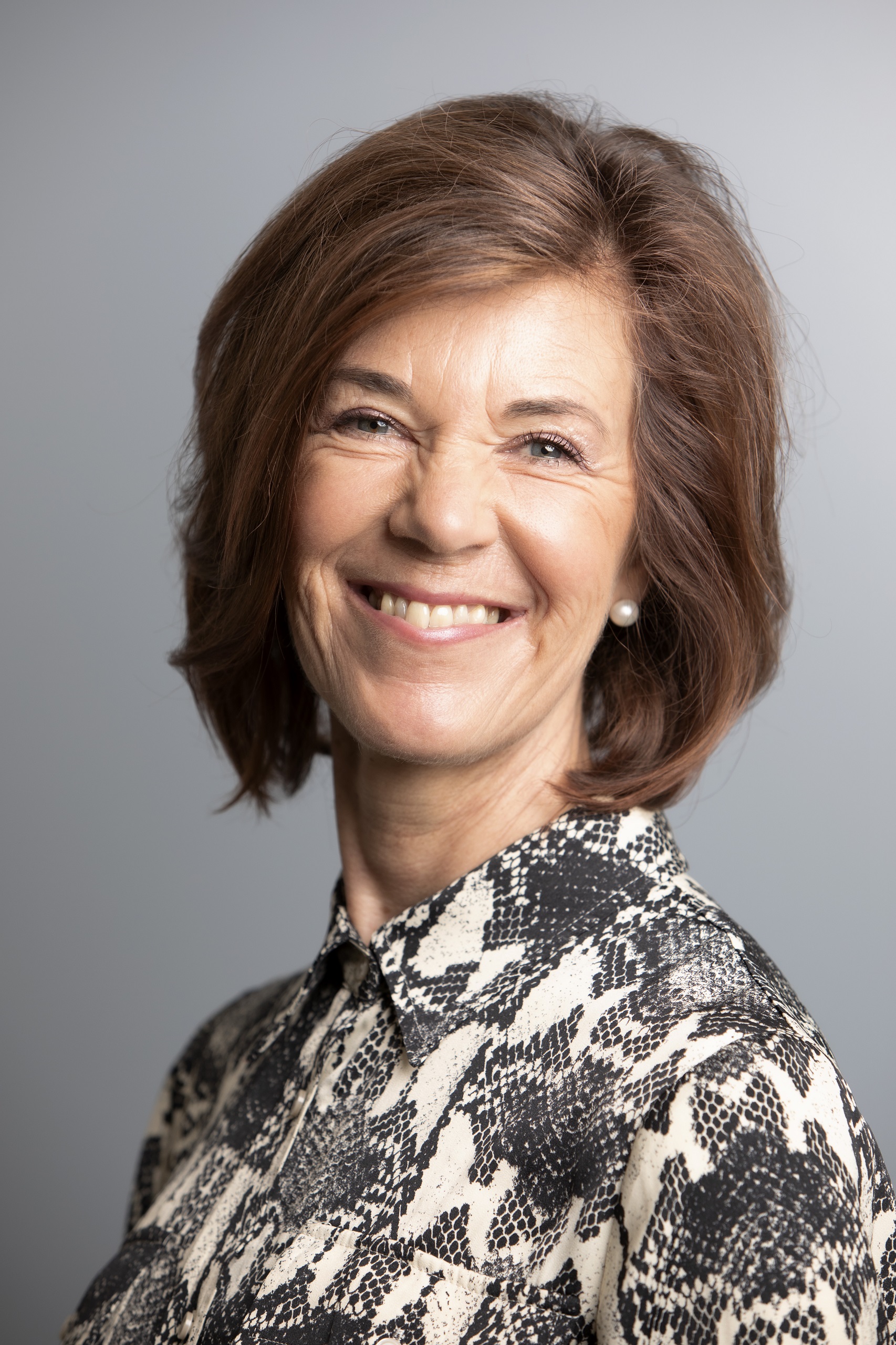 Endowed Professor Tineke Abma: ‘Help older people feel like they belong ...